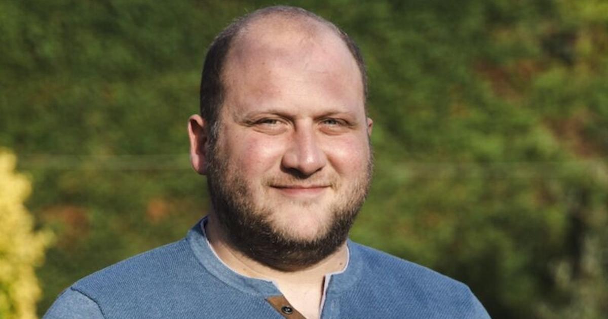 Joris (L’amour est dans le pré) toujours célibataire ? Il en dit plus ...