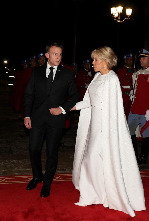 PHOTOS - Les plus beaux looks de Brigitte Macron en visite d'État au ...