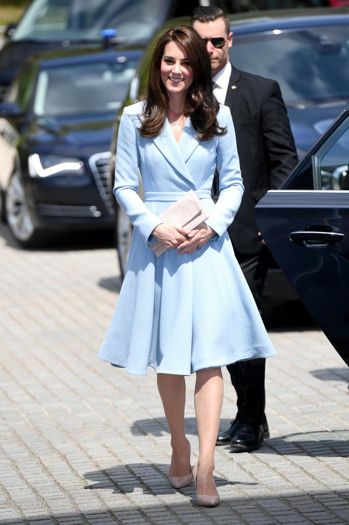 PHOTOS - Kate Middleton, rayonnante en bleu ciel au Luxembourg