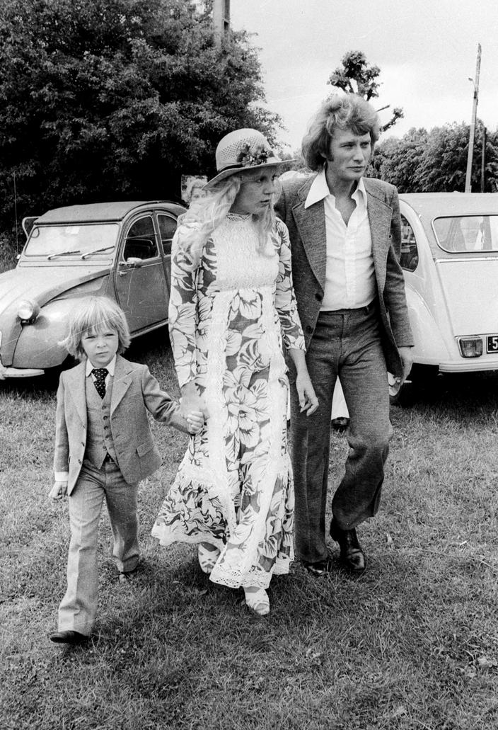 Photos : Johnny Hallyday et Sylvie Vartan, retour sur les 15 ans d'amour du couple emblématique ...