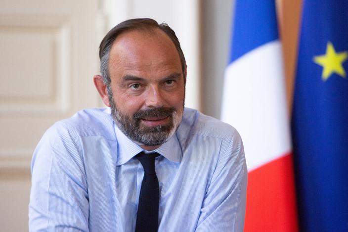 PHOTOS – Édouard Philippe : découvrez son évolution physique