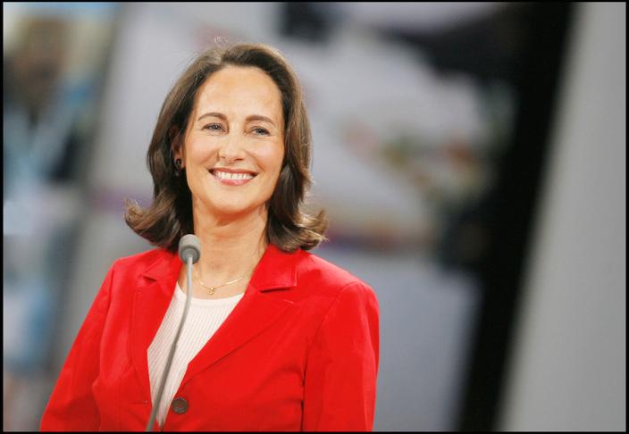 PHOTOS - Ségolène Royal : découvrez son évolution physique en 30 clichés