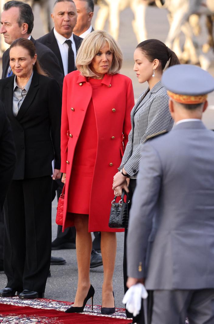 PHOTOS - Les plus beaux looks de Brigitte Macron en visite d'État au ...