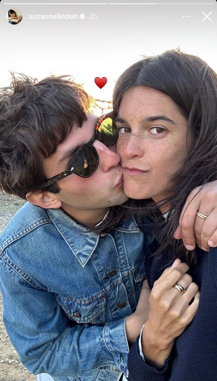 Suzanne Lindon en couple avec un célèbre “fils de” : les photos de leur ...