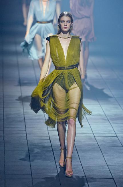 Défilé Lanvin Printemps-été 2012 Prêt-à-porter