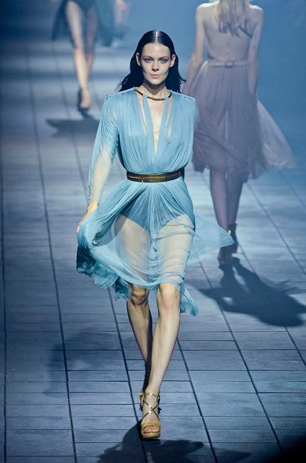 Défilé Lanvin Printemps-été 2012 Prêt-à-porter