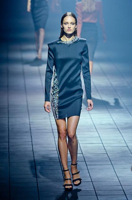 Défilé Lanvin Printemps-été 2012 Prêt-à-porter