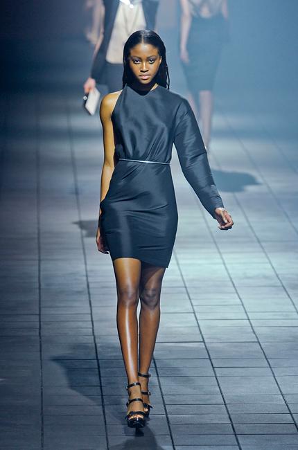 Défilé Lanvin Printemps-été 2012 Prêt-à-porter