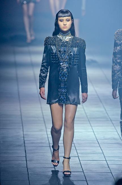 Défilé Lanvin Printemps-été 2012 Prêt-à-porter