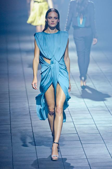 Défilé Lanvin Printemps-été 2012 Prêt-à-porter