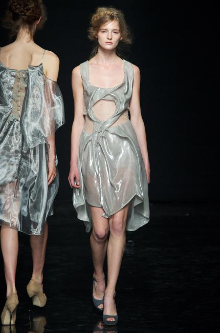 Défilé Yiqing Yin Automne-hiver 2012-2013 Haute couture