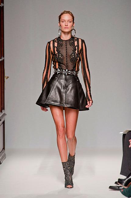 Défilé Balmain Printemps-été 2013 Prêt-à-porter