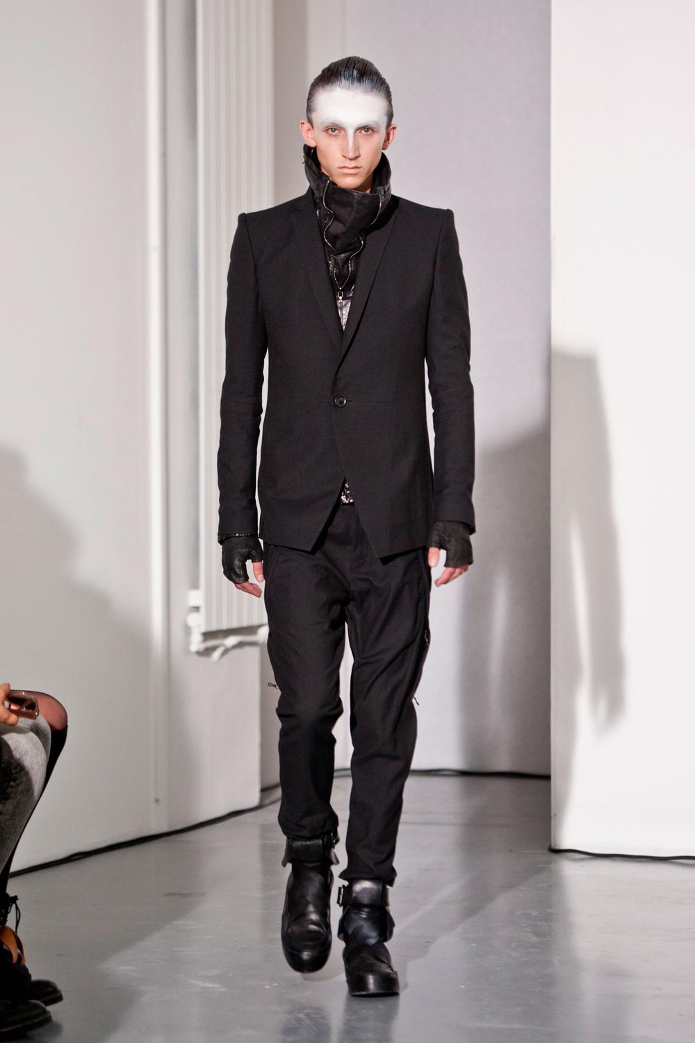 Défilé Julius Printemps-été 2014 Homme