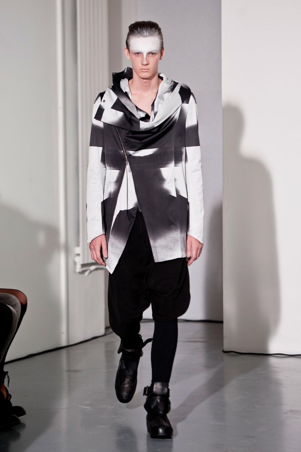 Défilé Julius Printemps-été 2014 Homme