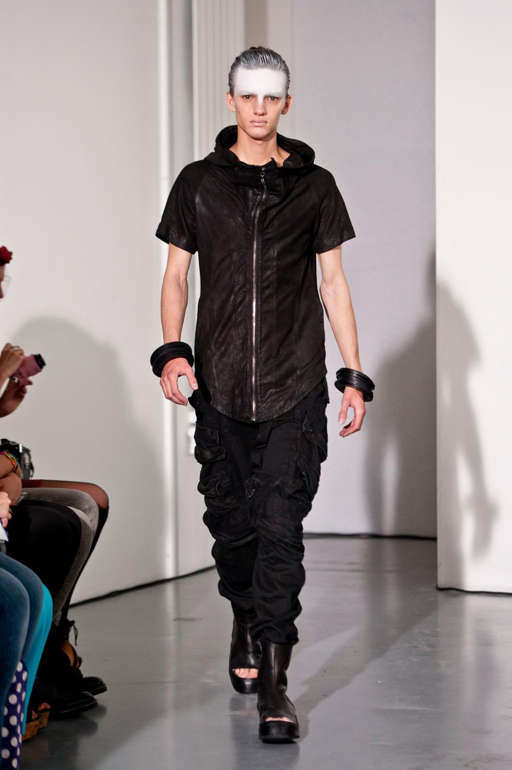 Défilé Julius Printemps-été 2014 Homme