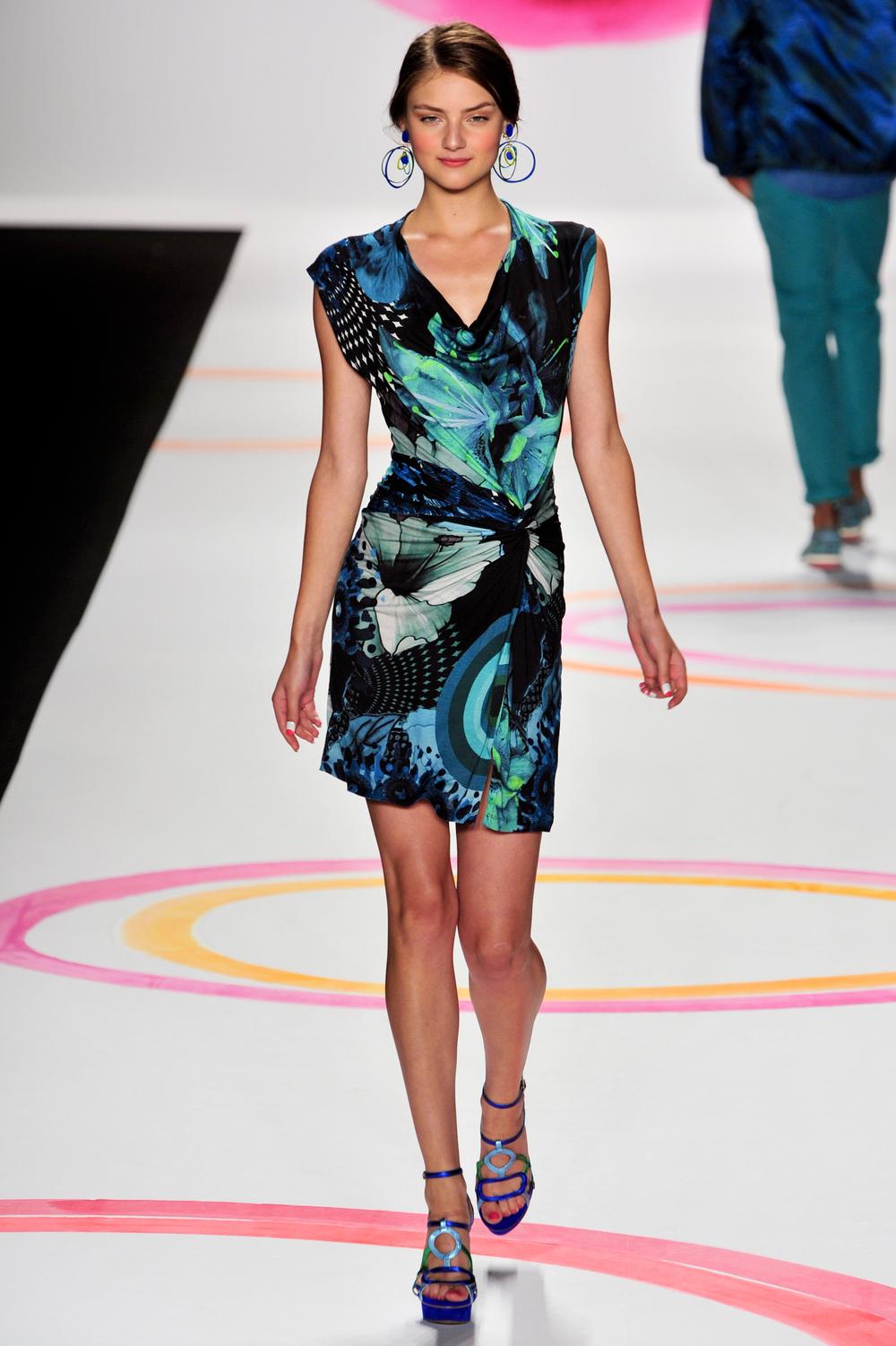 Défilé Desigual Printemps-été 2014 Prêt-à-porter