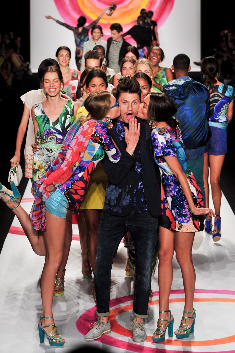 Défilé Desigual Printemps-été 2014 Prêt-à-porter