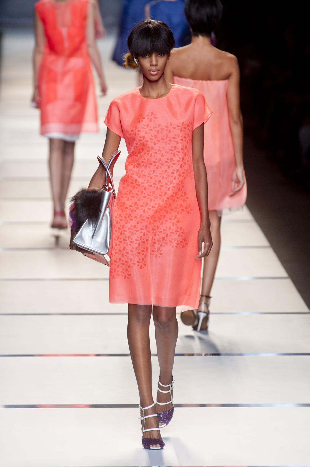 Défilé Fendi Printemps-été 2014 Prêt-à-porter
