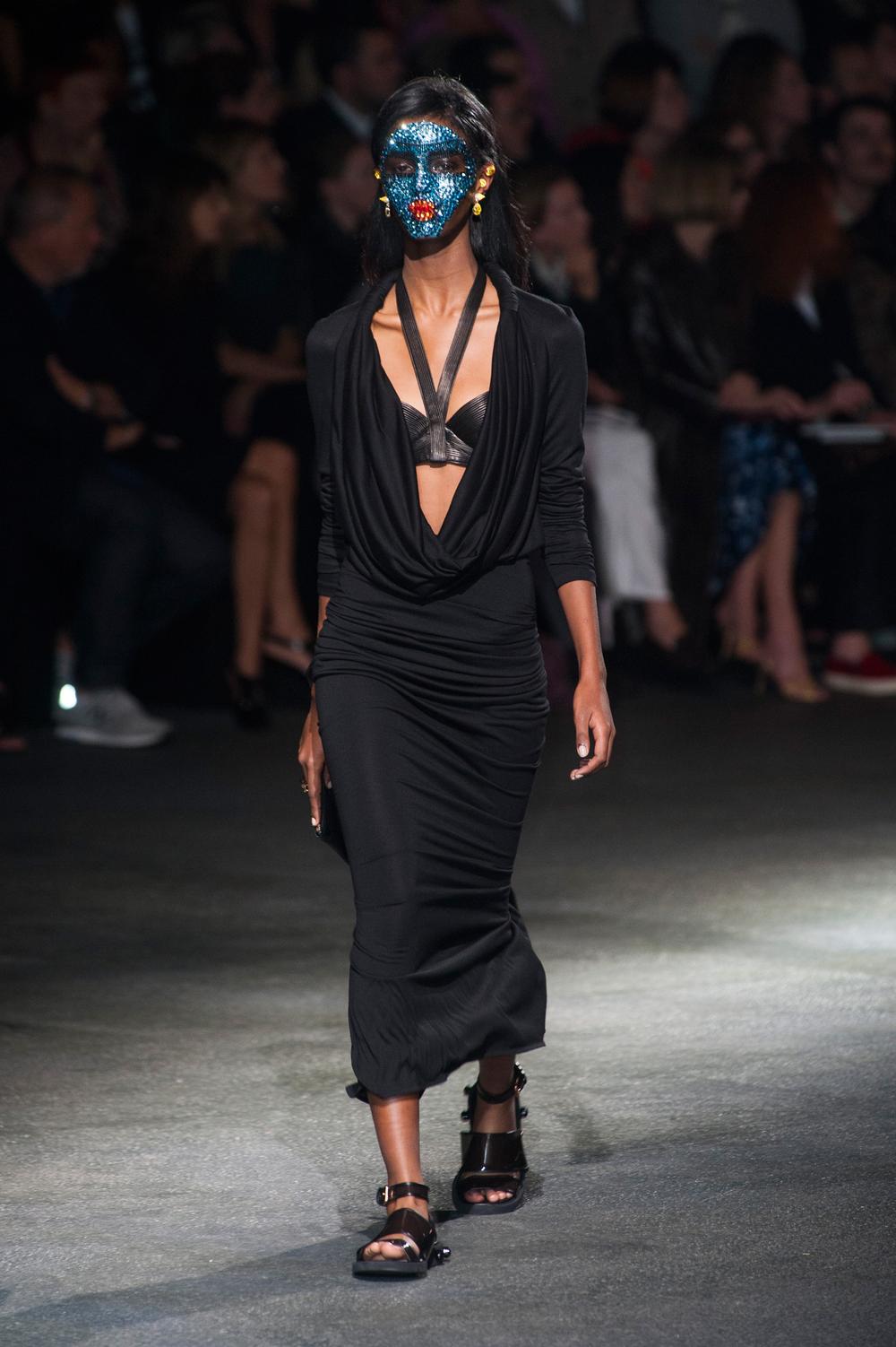 Défilé Givenchy Printemps-été 2014 Prêt-à-porter