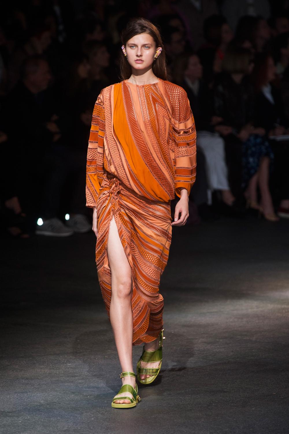 Défilé Givenchy Printemps-été 2014 Prêt-à-porter