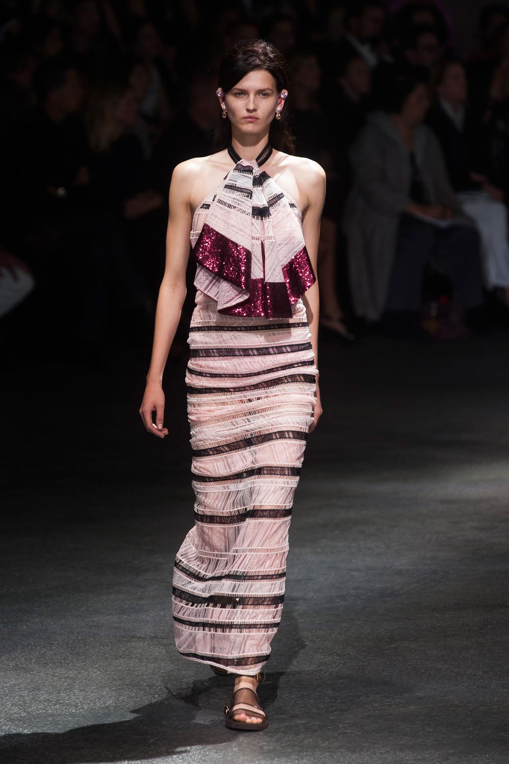 Défilé Givenchy Printemps-été 2014 Prêt-à-porter