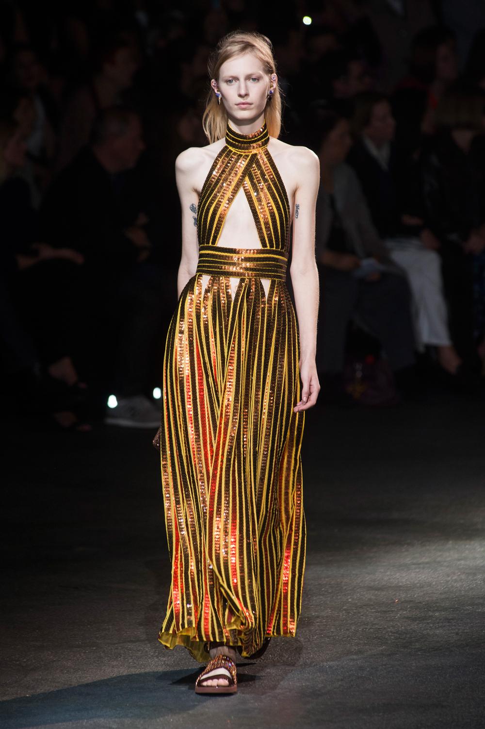 Défilé Givenchy Printemps-été 2014 Prêt-à-porter