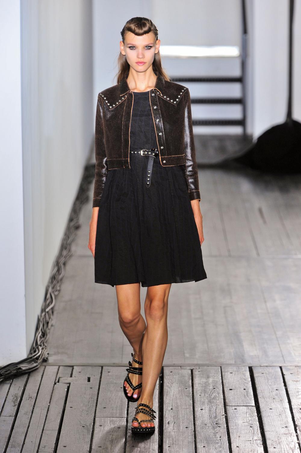 Défilé Hache Printemps-été 2014 Prêt-à-porter