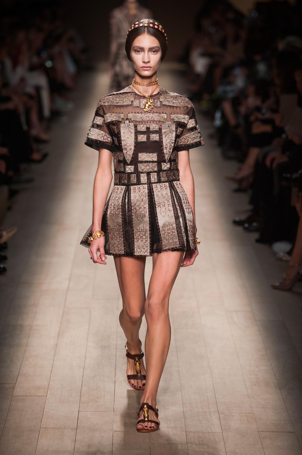 Défilé Valentino Printemps-été 2014 Prêt-à-porter