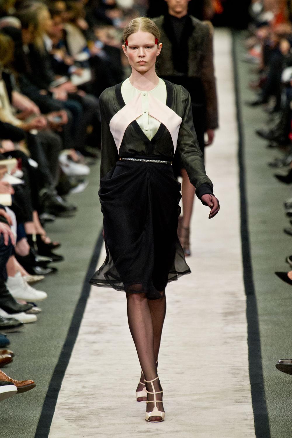 Défilé Givenchy Automne-hiver 2014-2015 Prêt-à-porter