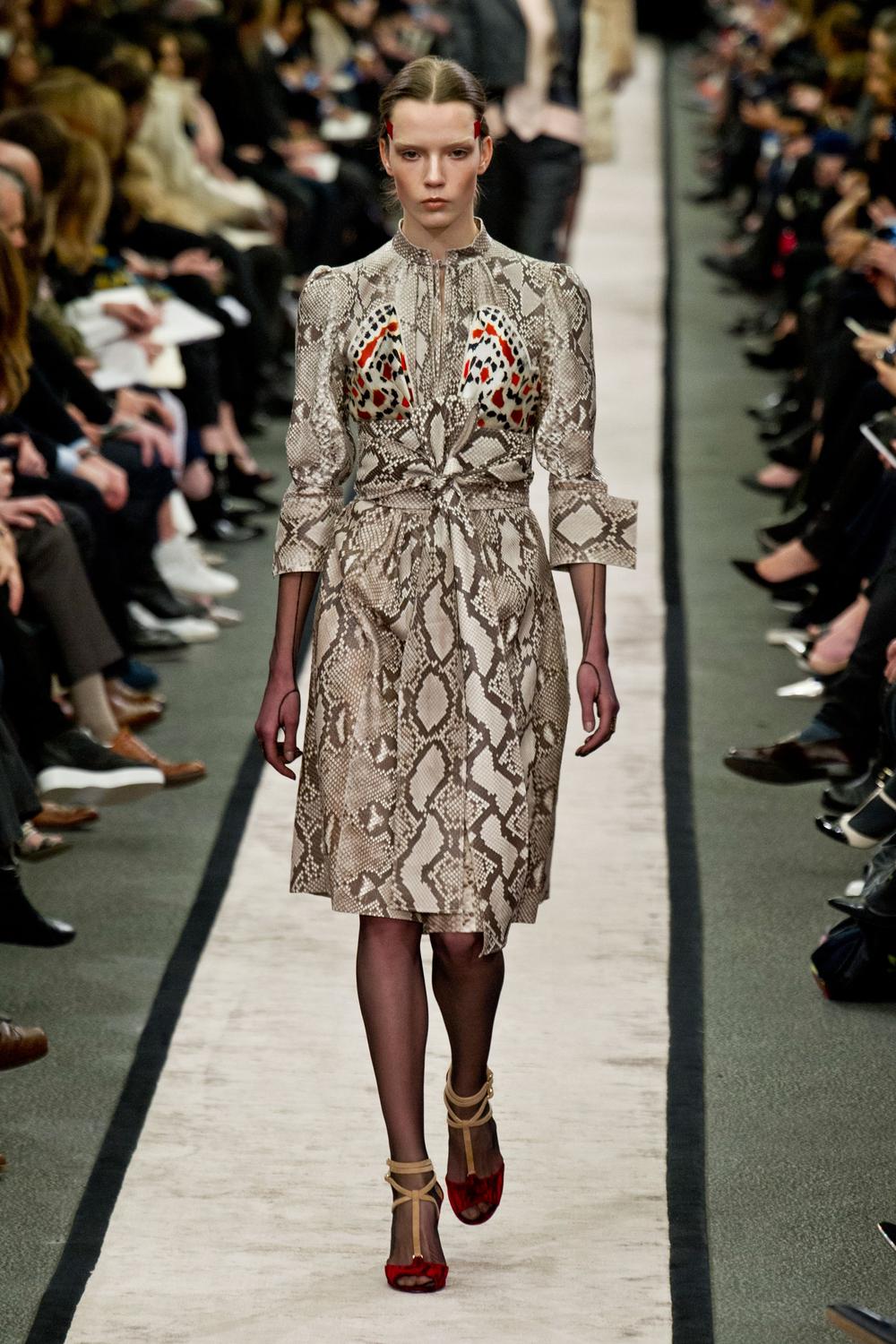 Défilé Givenchy Automne-hiver 2014-2015 Prêt-à-porter