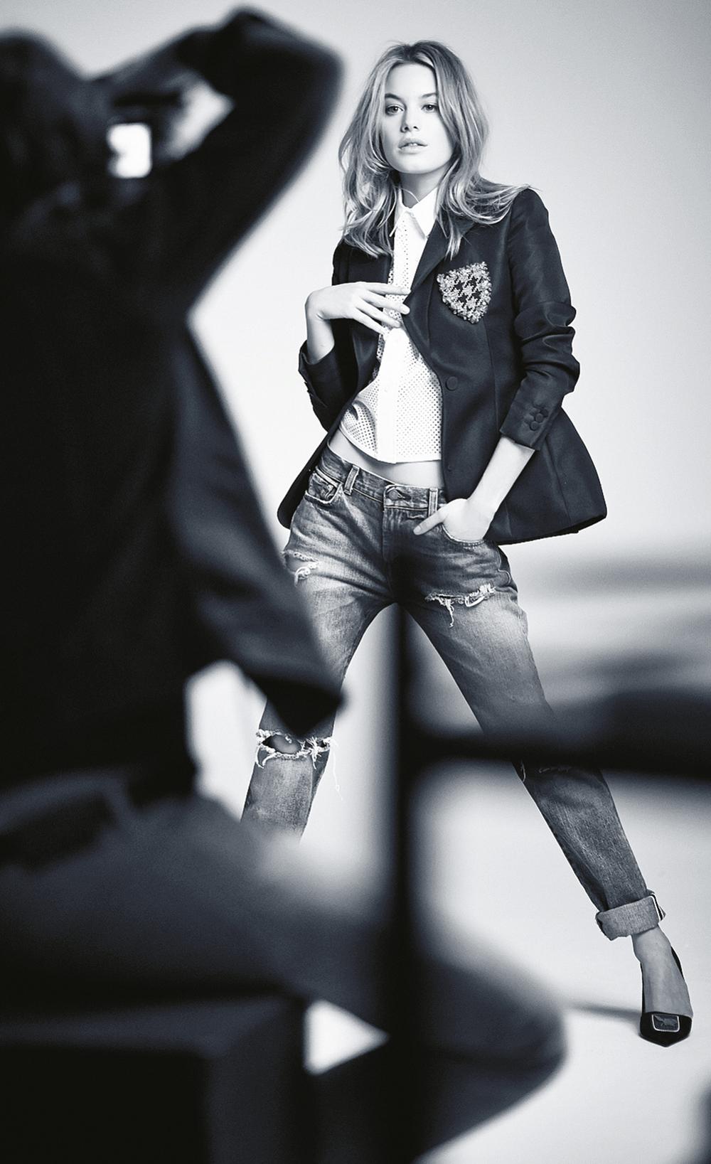 Camille Rowe, French flower