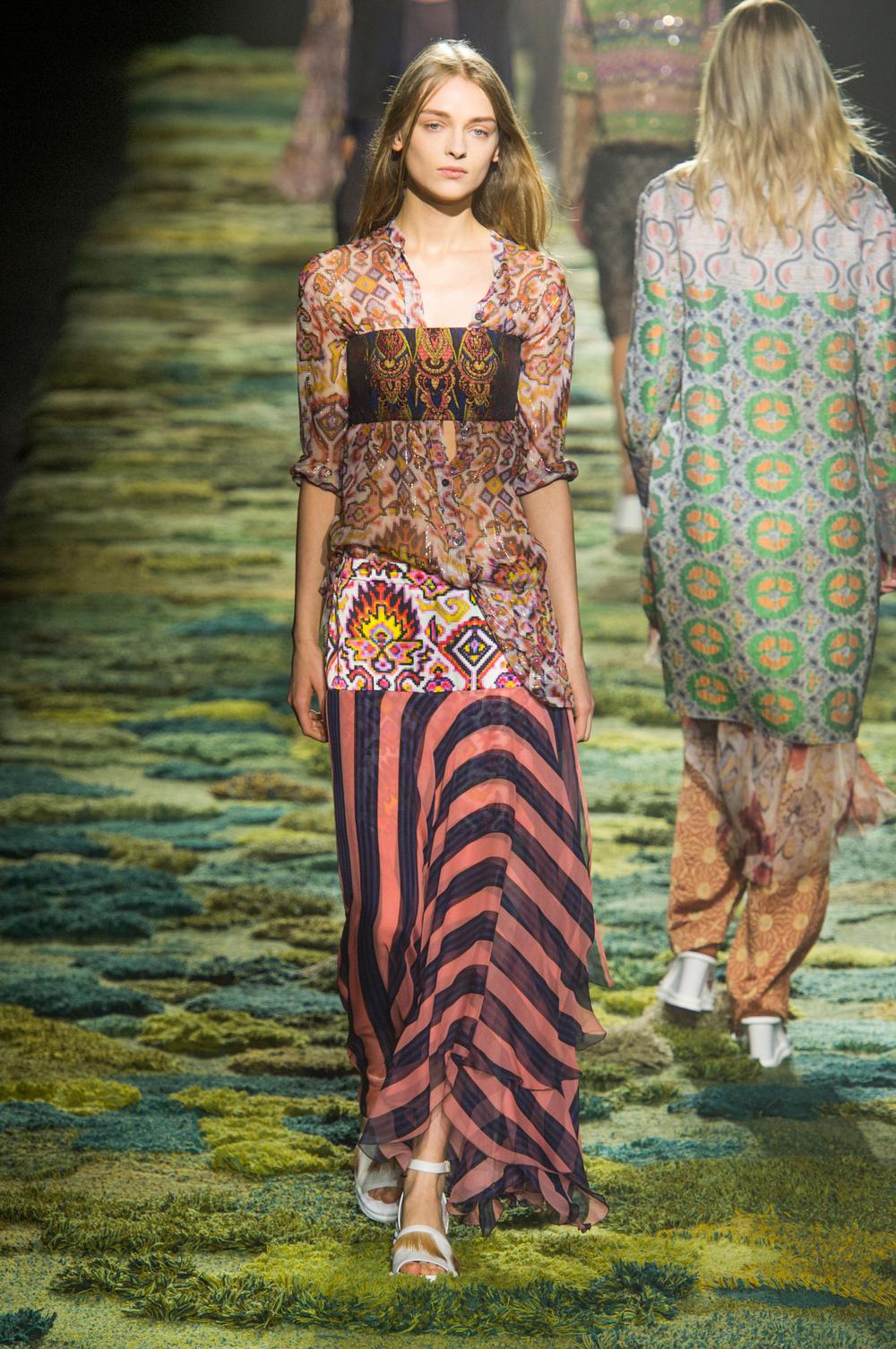 Défilé Dries Van Noten printemps-été 2015 Prêt-à-porter