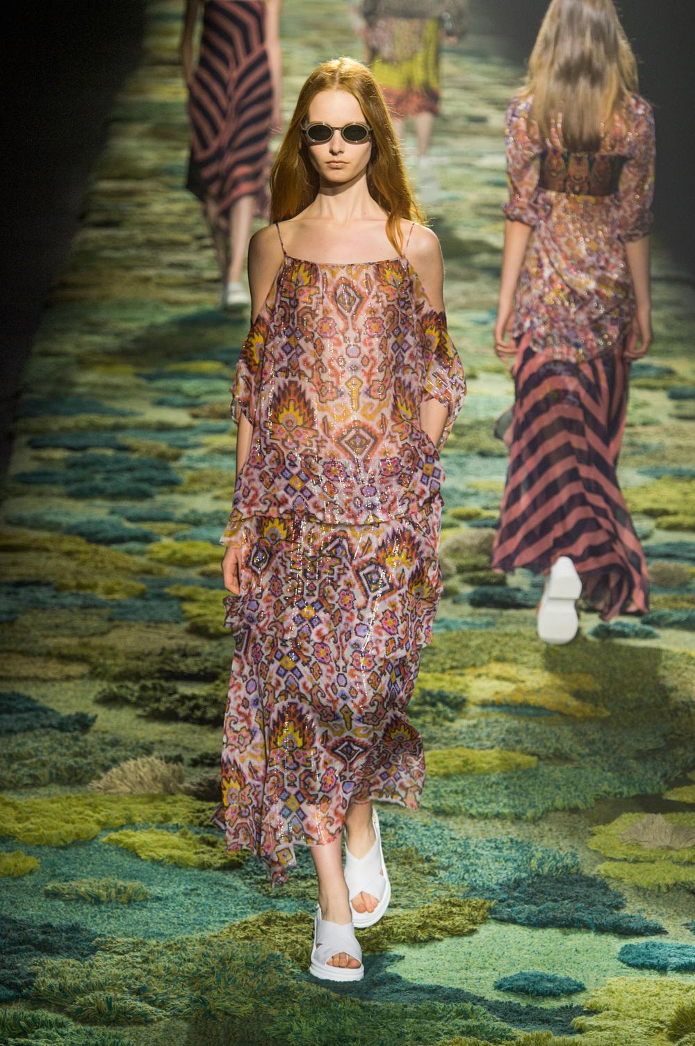 Défilé Dries Van Noten printemps-été 2015 Prêt-à-porter