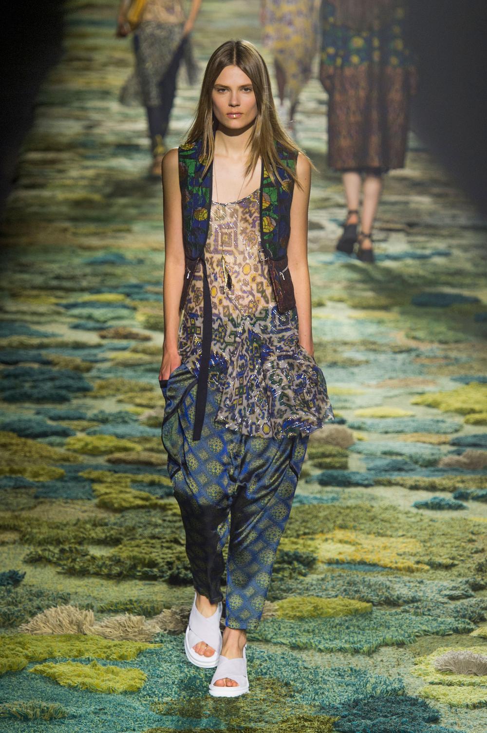 Défilé Dries Van Noten printemps-été 2015 Prêt-à-porter