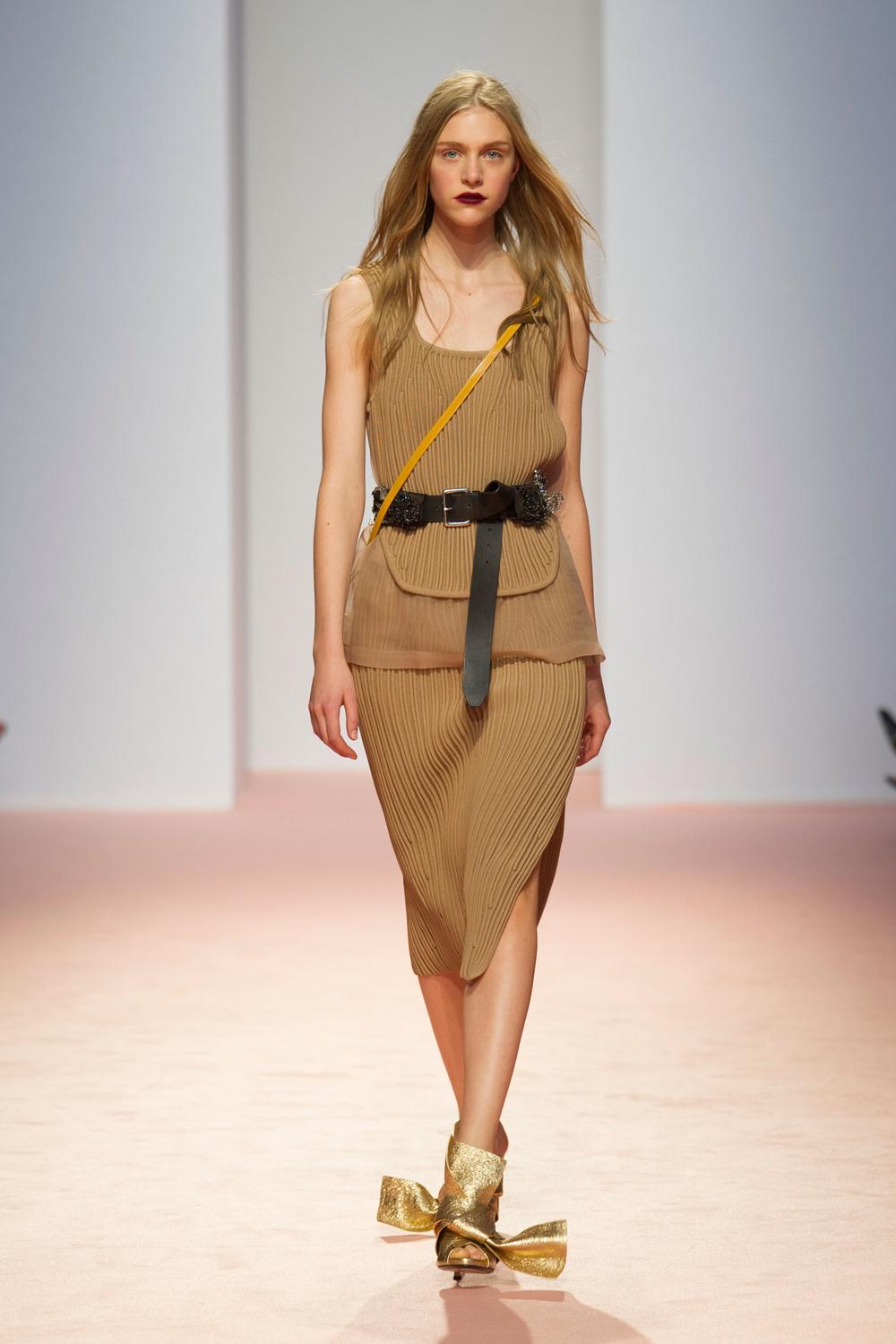 Défilé N°21 Printemps-été 2015 Prêt-à-porter