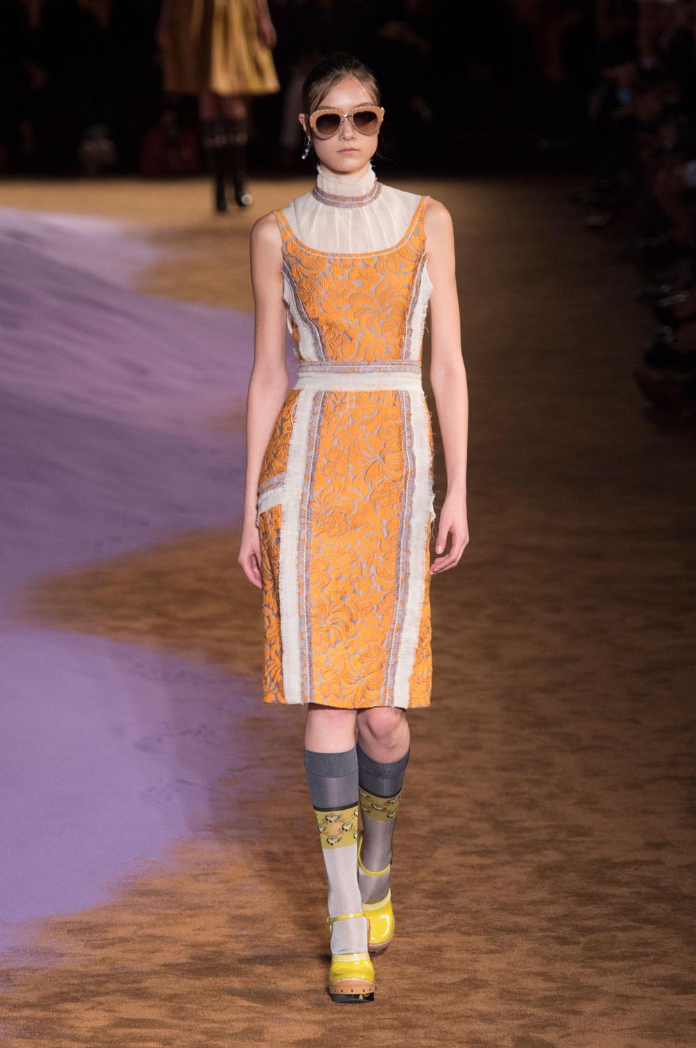Défilé Prada Printemps-été 2015 Prêt-à-porter