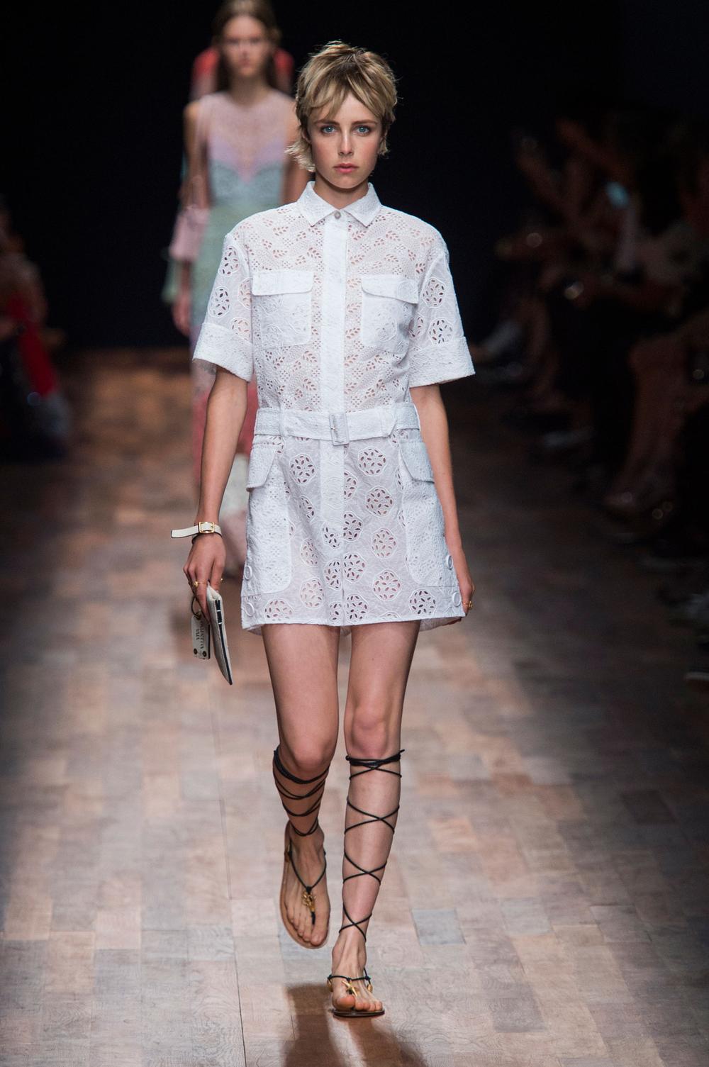 Défilé Valentino printemps-été 2015 Prêt-à-porter