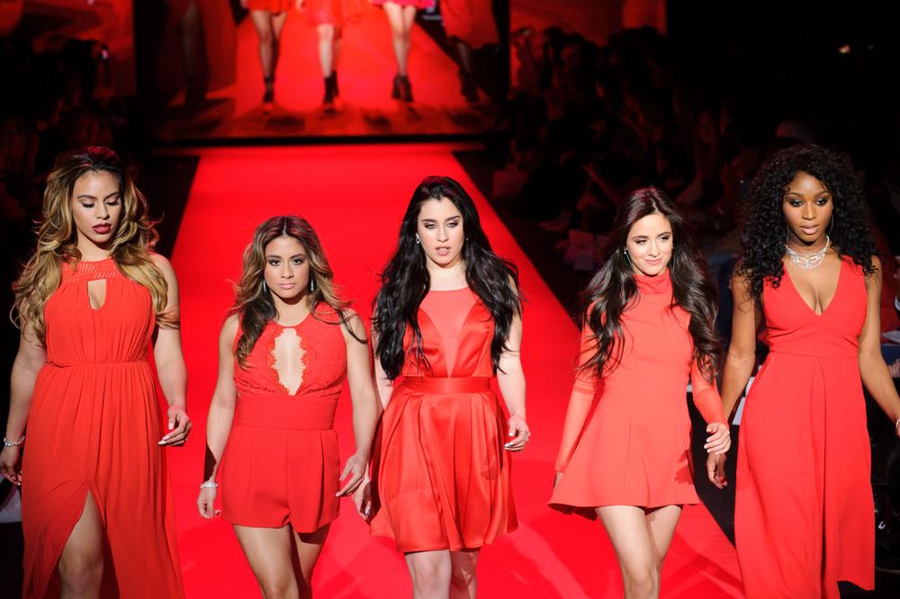 Défilé Red Dress Collection Automne-hiver 2015-2016 Prêt-à-porter