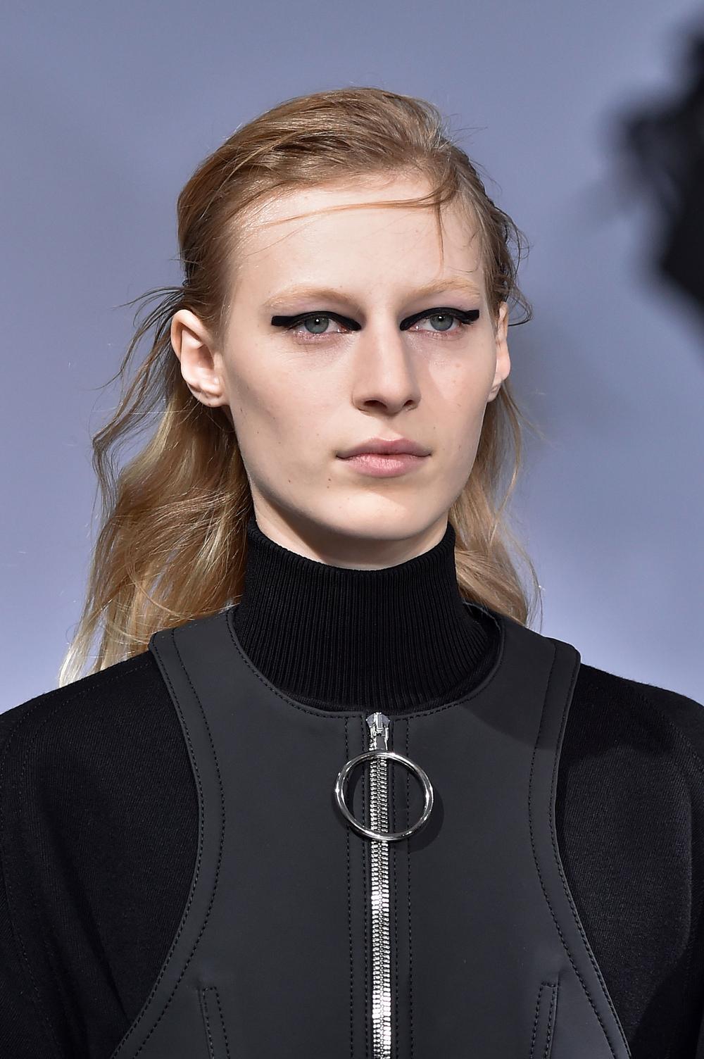 Défilé Paco Rabanne Automne-hiver 2015-2016 Prêt-à-porter