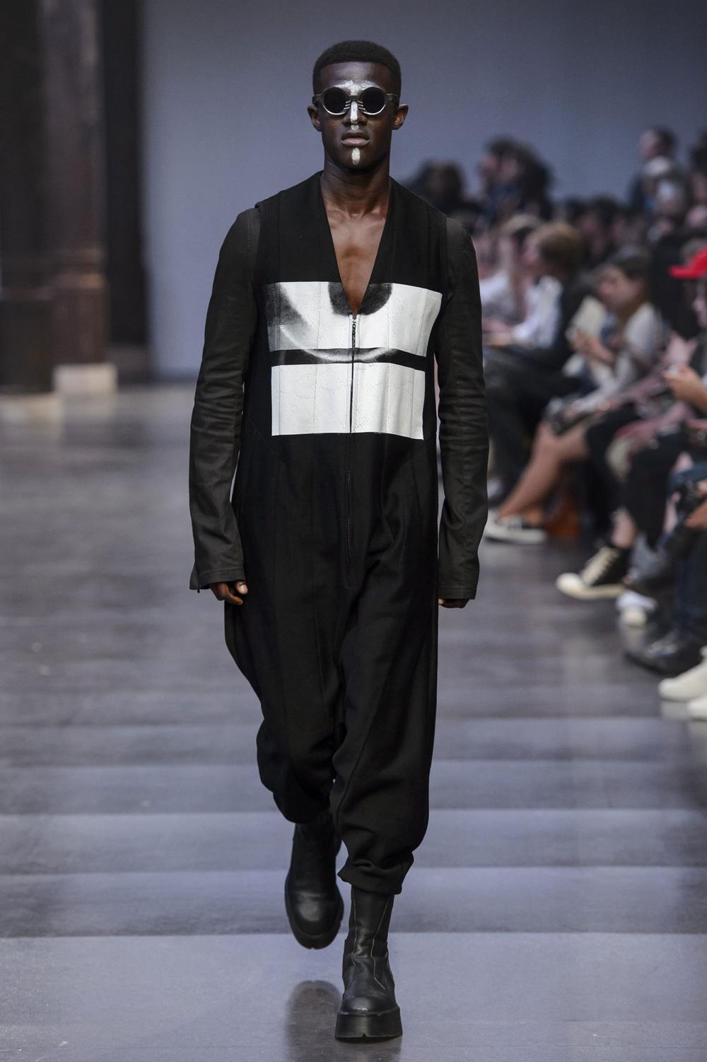 Défilé Julius Printemps-été 2016 Homme