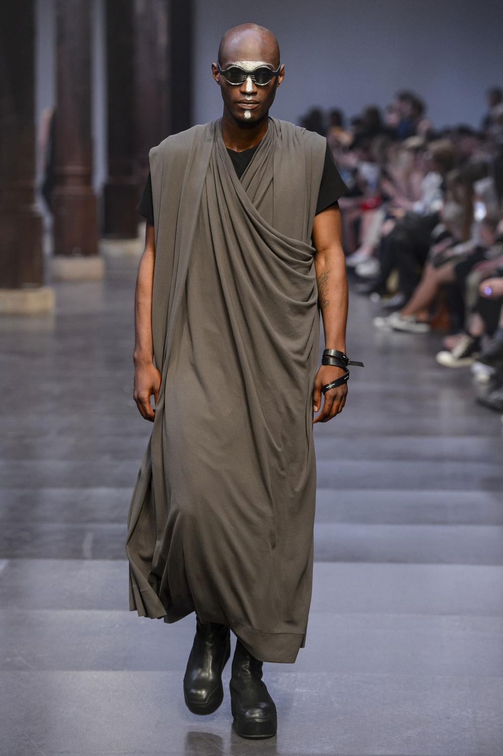 Défilé Julius Printemps-été 2016 Homme