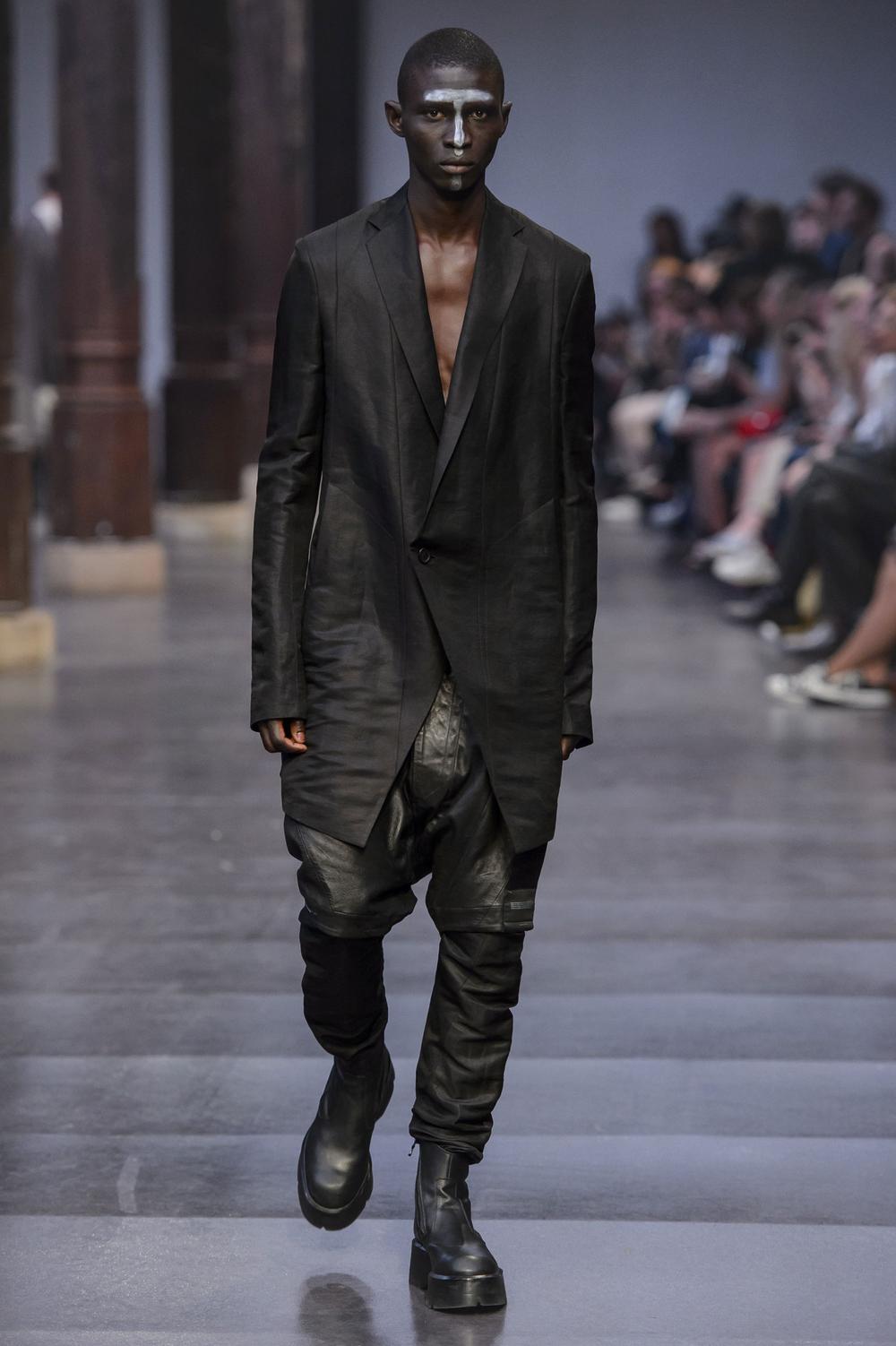 Défilé Julius Printemps-été 2016 Homme