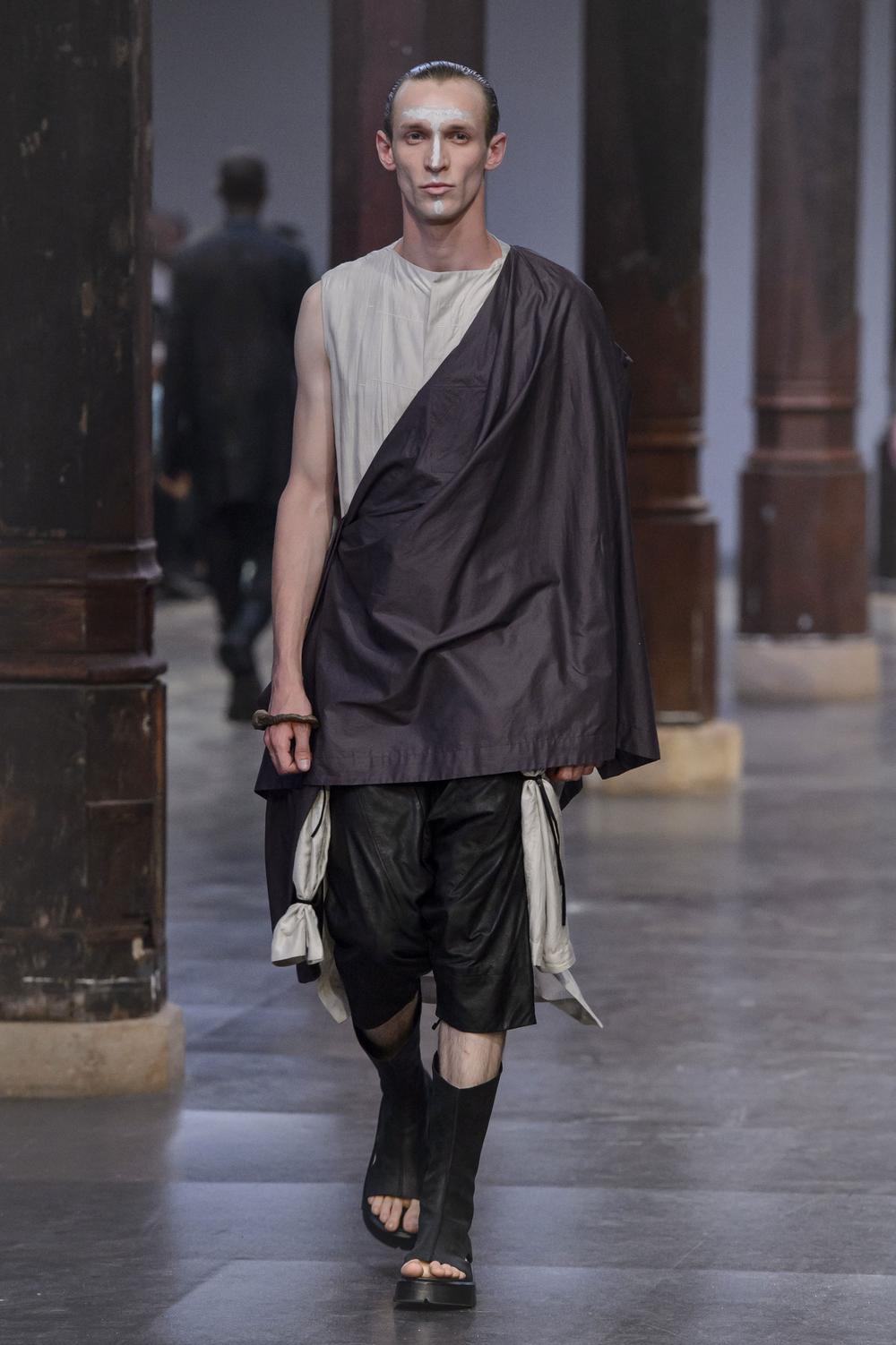 Défilé Julius Printemps-été 2016 Homme