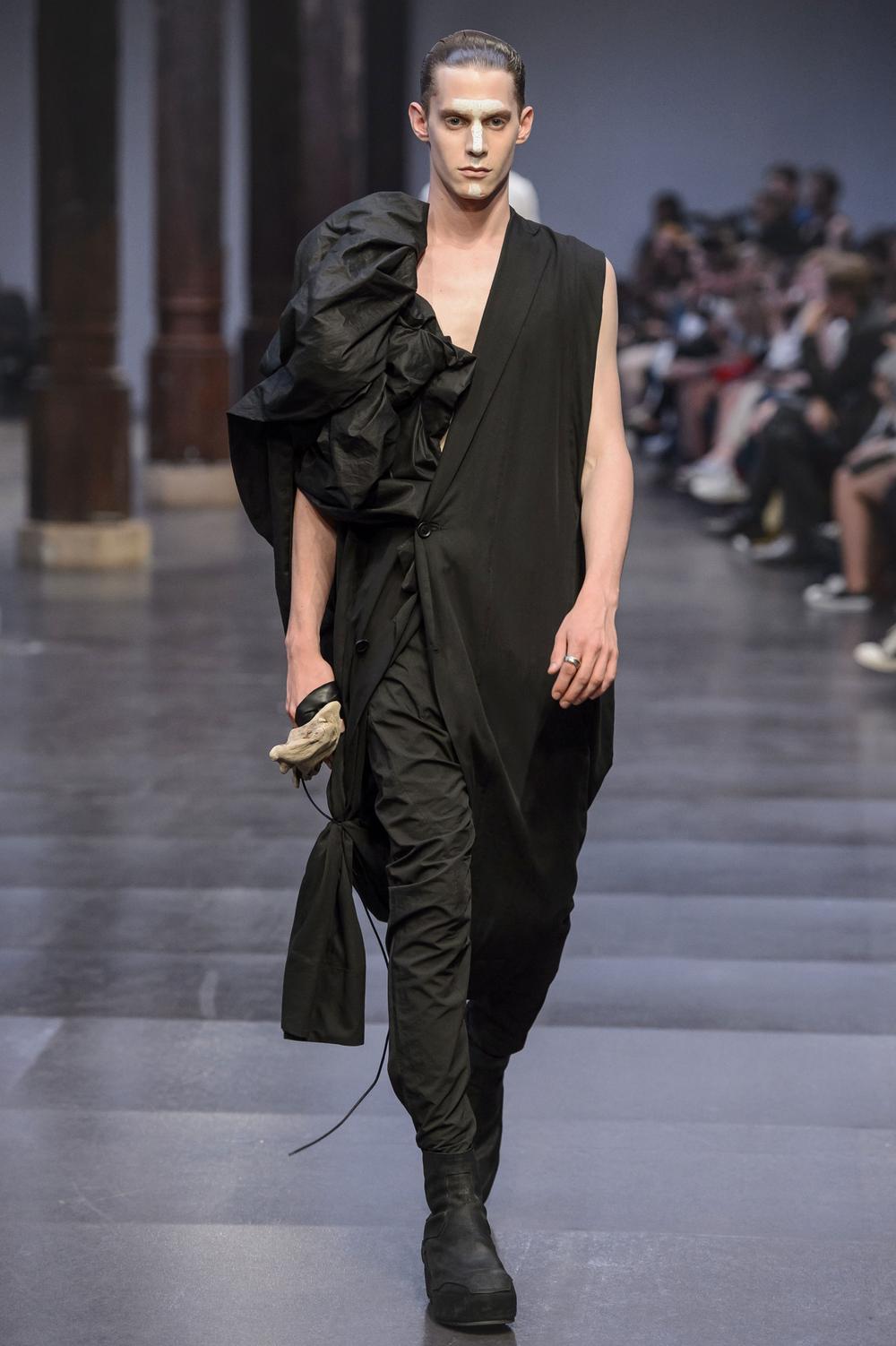 Défilé Julius Printemps-été 2016 Homme