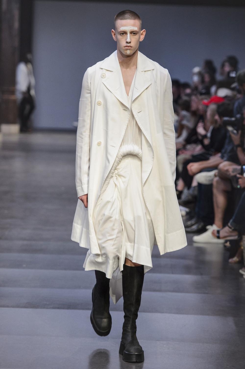 Défilé Julius Printemps-été 2016 Homme