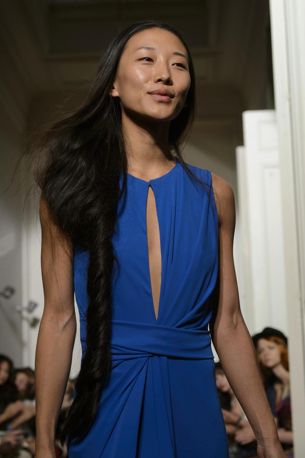Défilé Yiqing Yin Automne-hiver 2015-2016 Haute couture