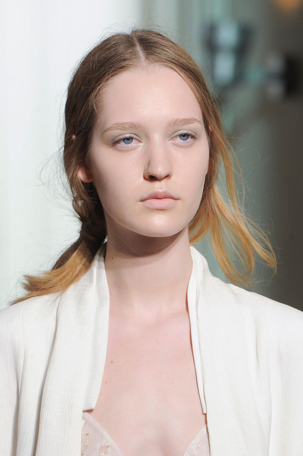 Défilé Yiqing Yin Automne-hiver 2015-2016 Haute couture