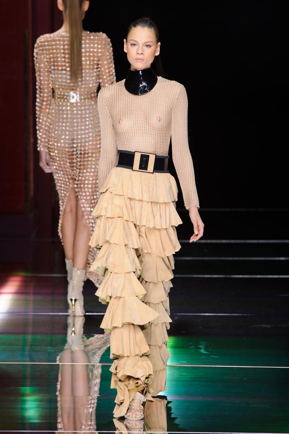 Défilé Balmain Printemps-été 2016 Prêt-à-porter