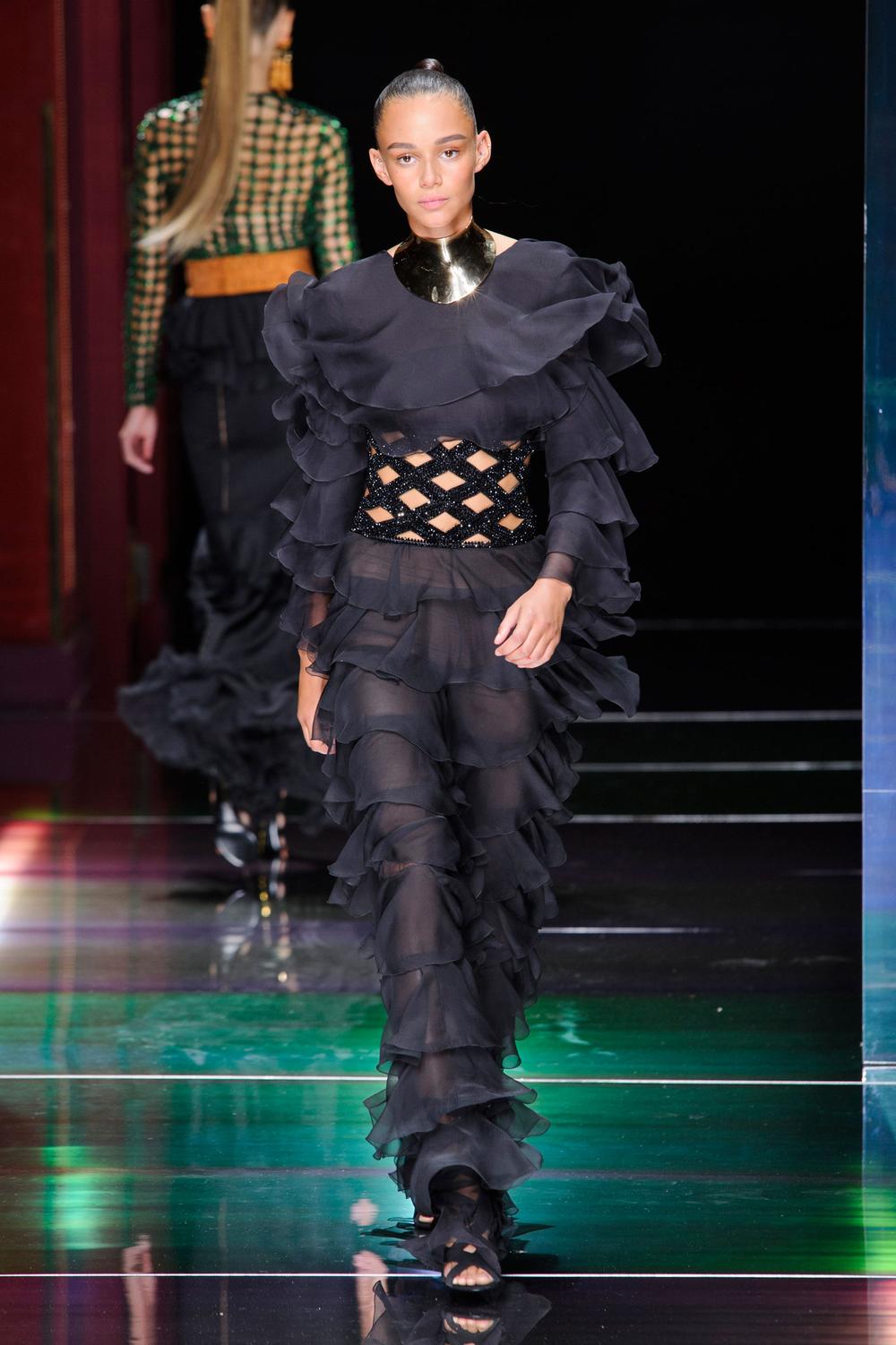 Défilé Balmain Printemps-été 2016 Prêt-à-porter