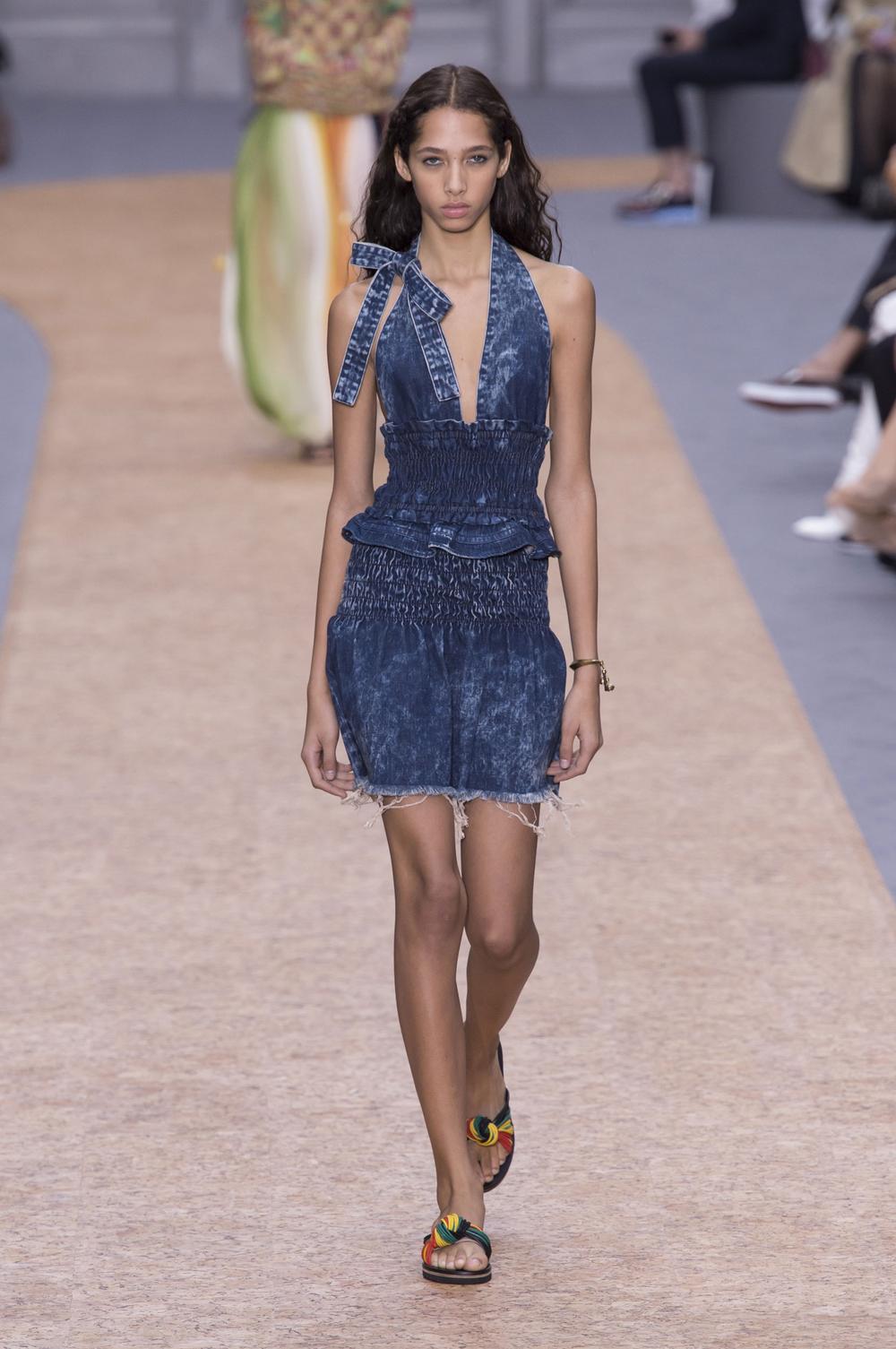 Défilé Chloé Printemps-été 2016 Prêt-à-porter